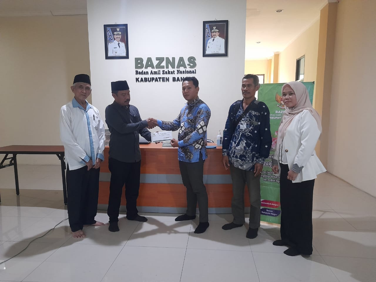 Anak Stunting Dapatkan Perhatian Dari Baznas Banjar – Radio Suara Banjar