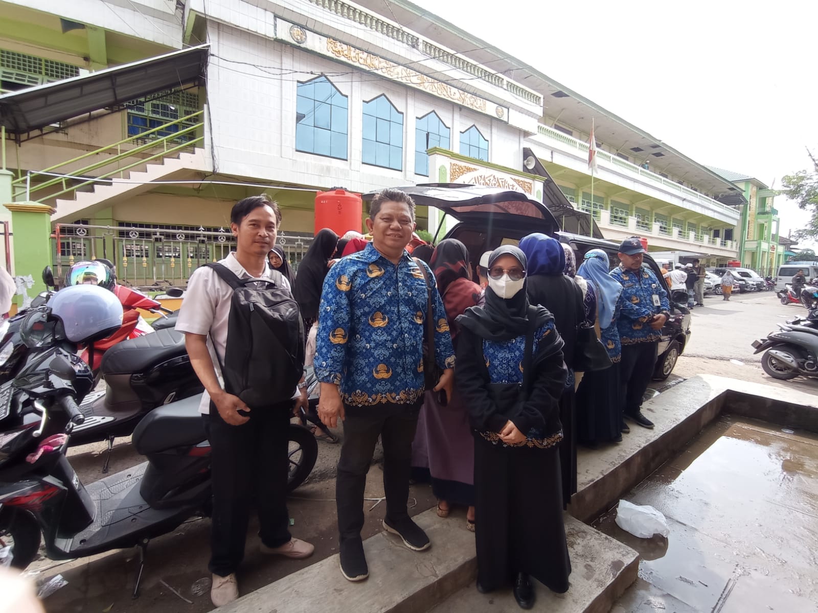Beras Murah DKPP Banjar Diserbu Ibu-Ibu – Radio Suara Banjar Beras Murah DKPP Banjar Diserbu Ibu-Ibu – Radio Suara Banjar